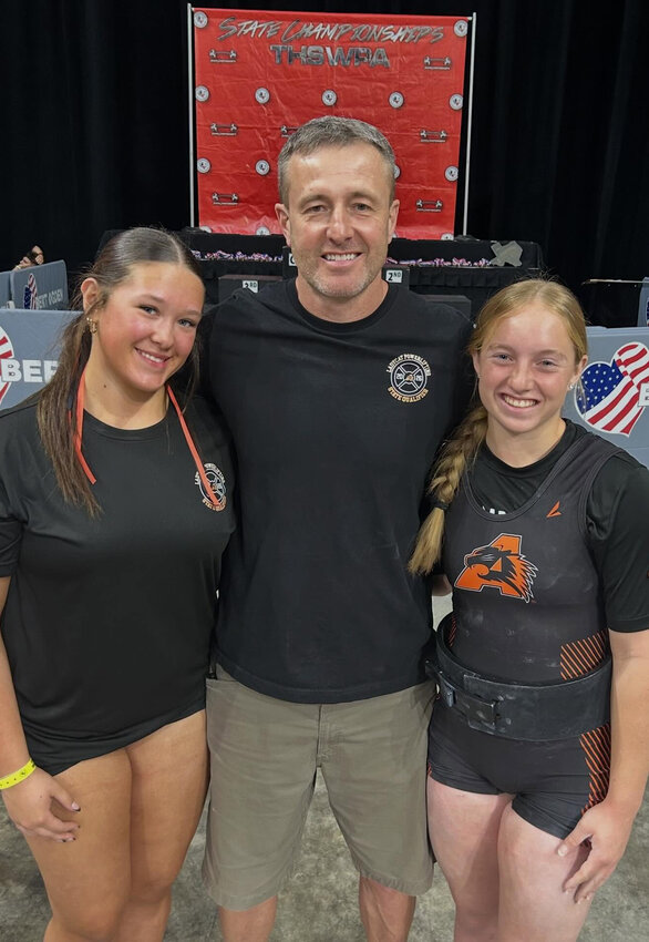 Ladycats, Lady Roos lift at state | The Community News
