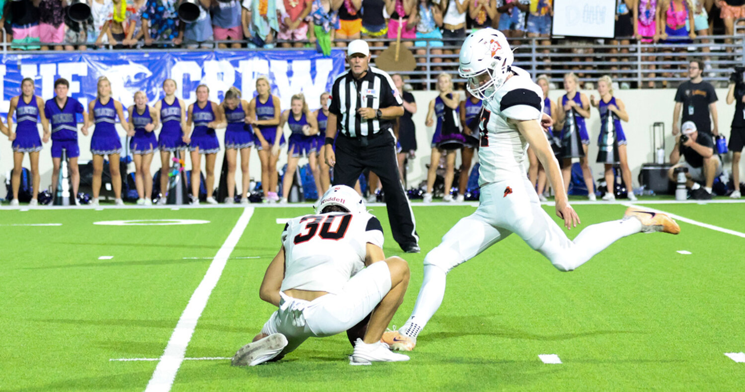 Crawford’s kick as time expires gives Bearcats 48-45 win over Guyer ...