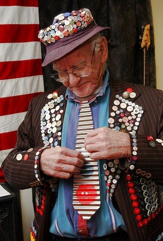 'Button Man' fights cancer - The Sumter Item