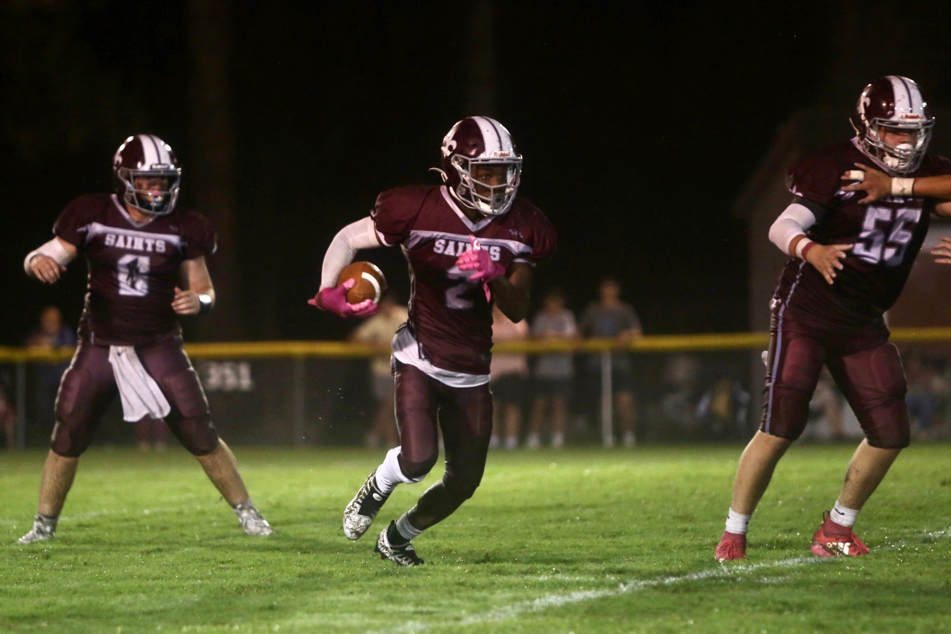 Clarendon Hall outlasts Dorchester Academy 40-24 - The Sumter Item
