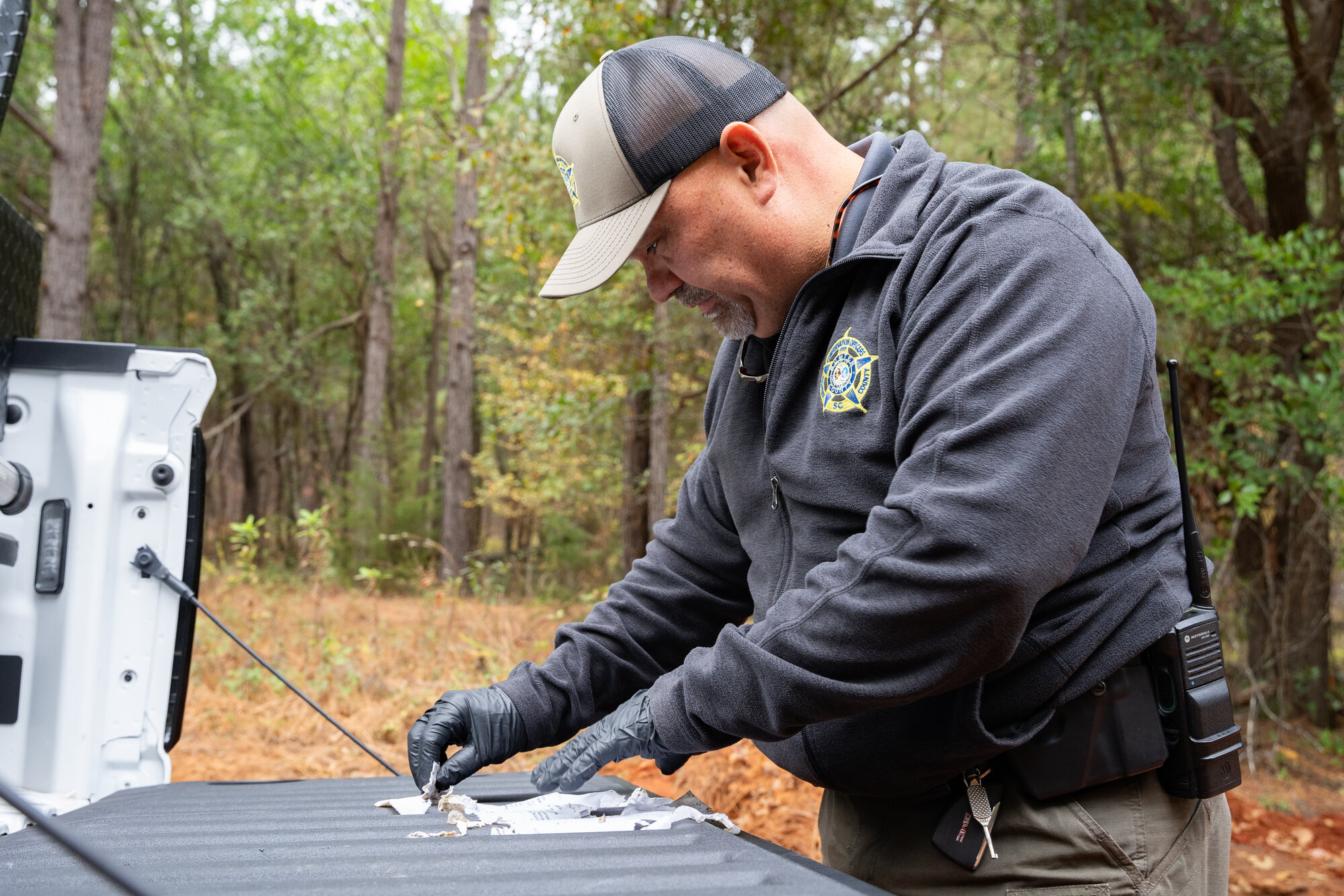 Sumter County litter officers do what it takes to hold litterbugs ...