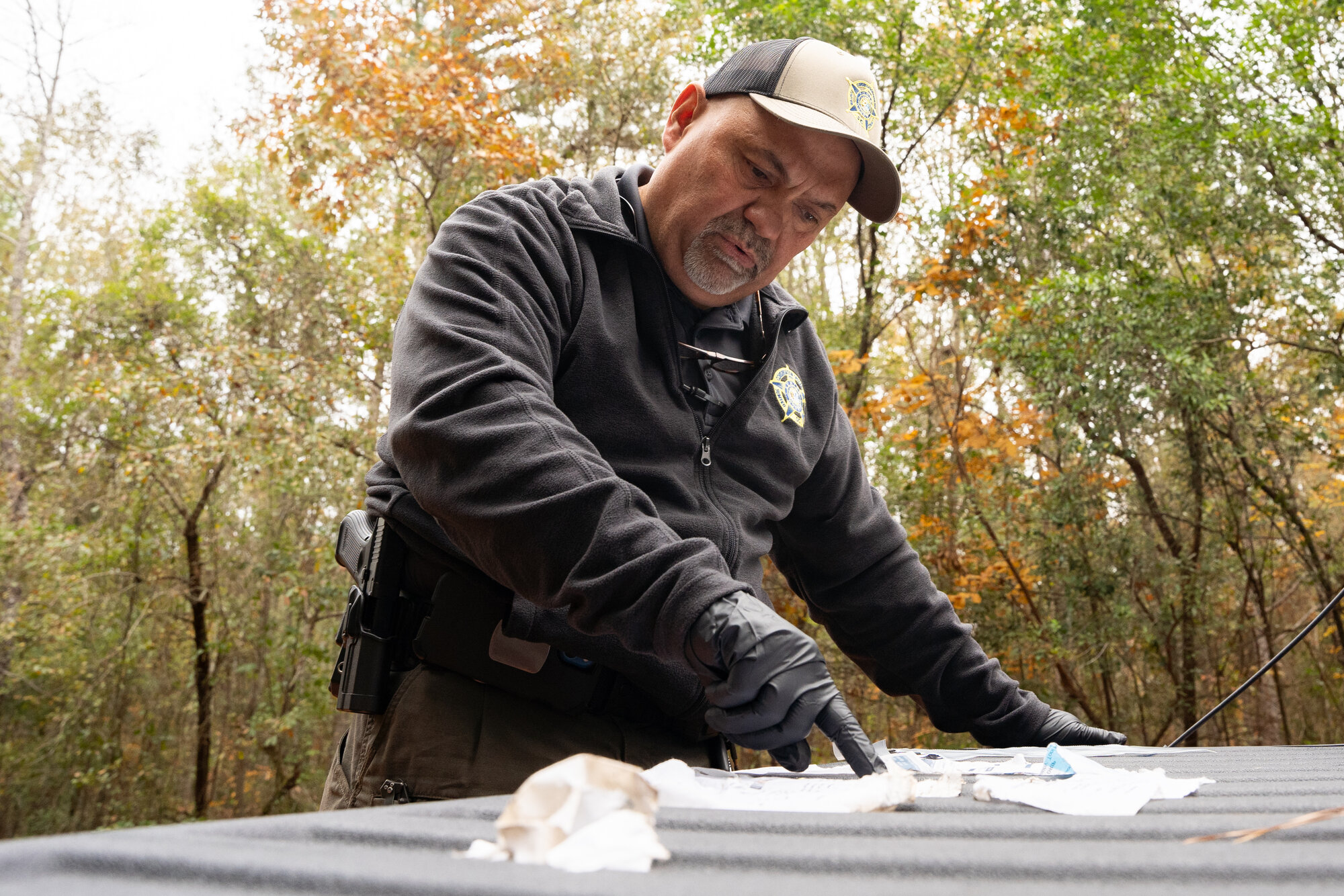 Sumter County litter officers do what it takes to hold litterbugs ...