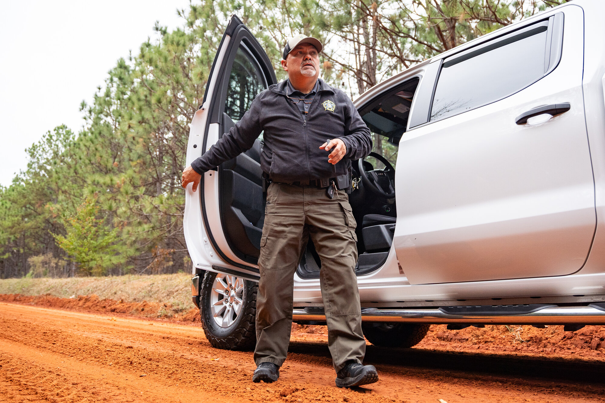 Sumter County litter officers do what it takes to hold litterbugs ...