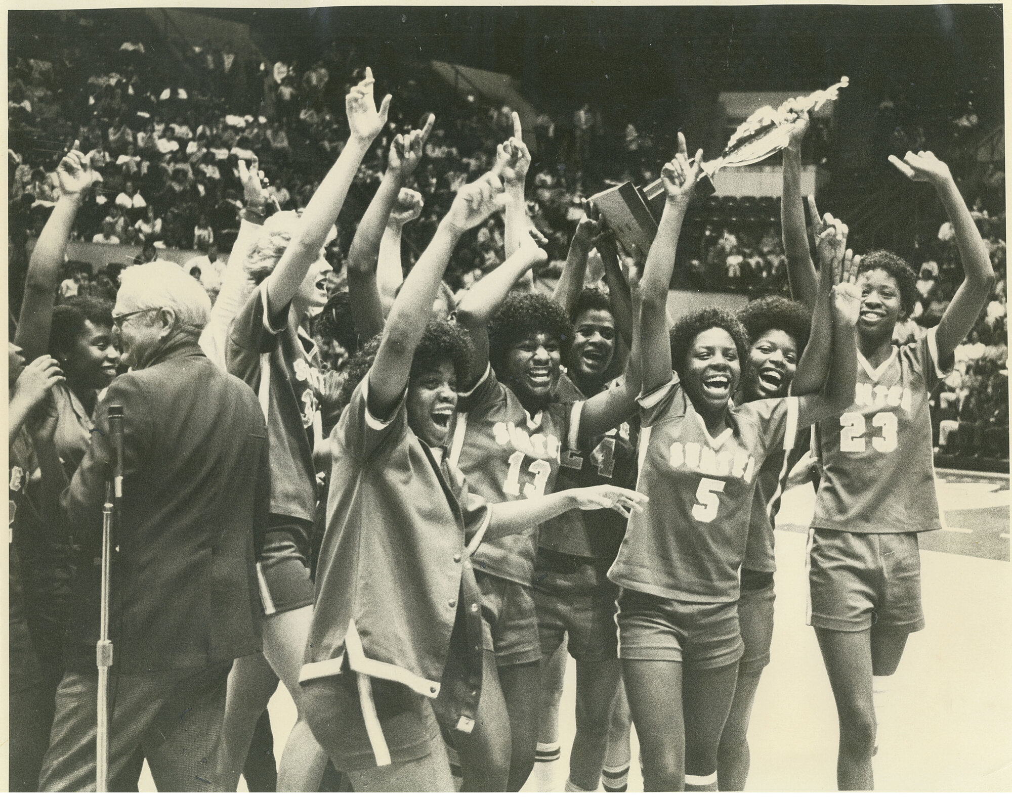 Waters, Sumter High's ultimate winner, heads into athletic hall of fame ...