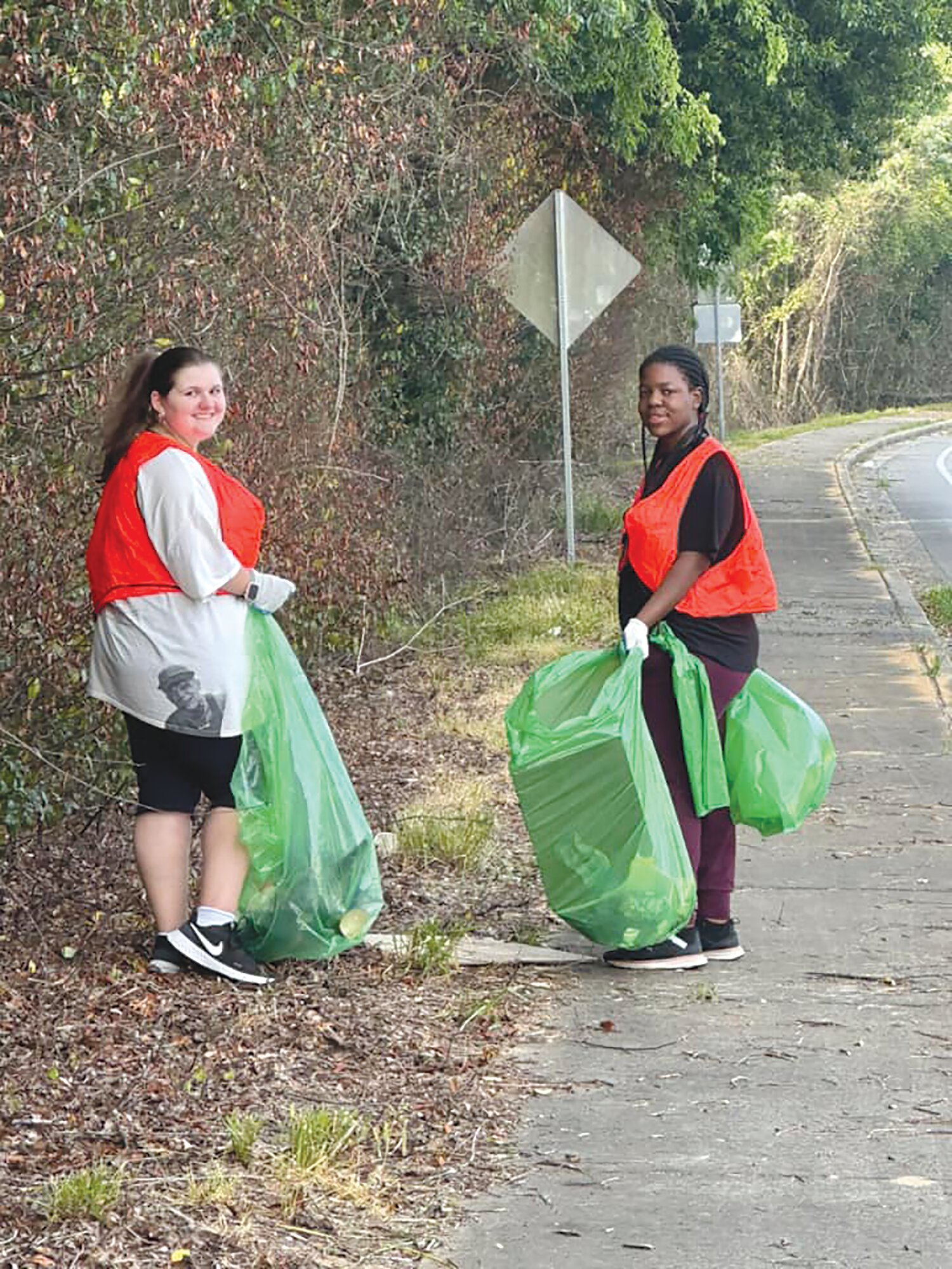 City of Sumter gets $1,500 donation from Duke Energy for litter efforts ...