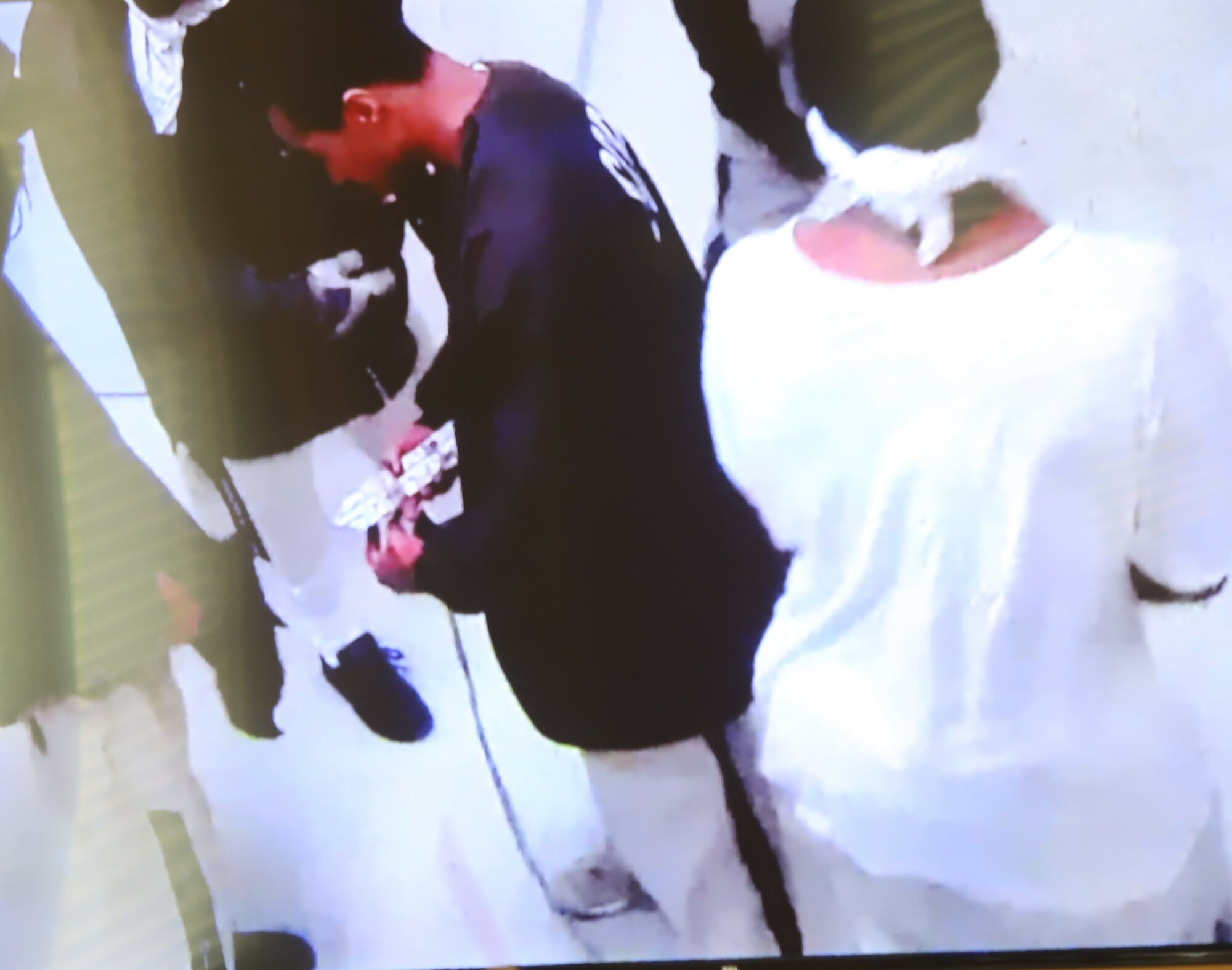LIVE UPDATES: Opening arguments begin Day 2 of 2nd trial for 2018 Lee ...