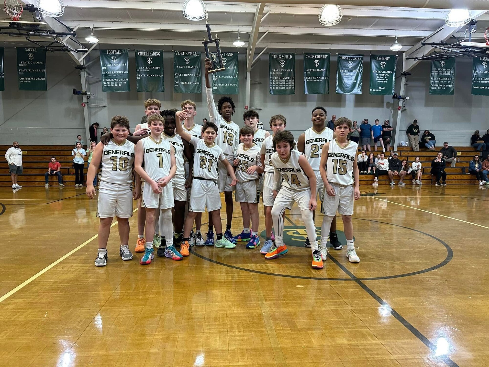 Thomas Sumter hosts first B-team region championship, boys claim title ...