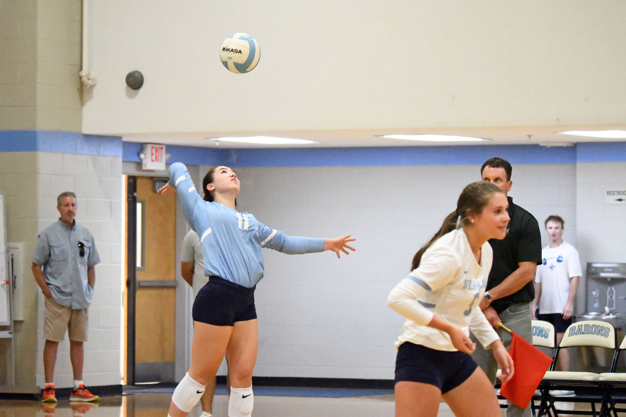 PHOTOS: Wilson Hall volleyball hosts Thomas Sumter - The Sumter Item