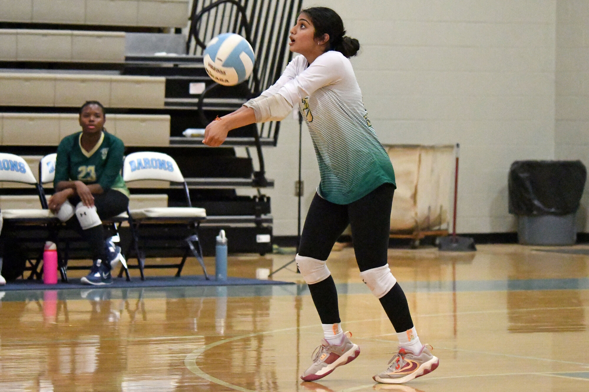 PHOTOS: Wilson Hall volleyball hosts Thomas Sumter - The Sumter Item
