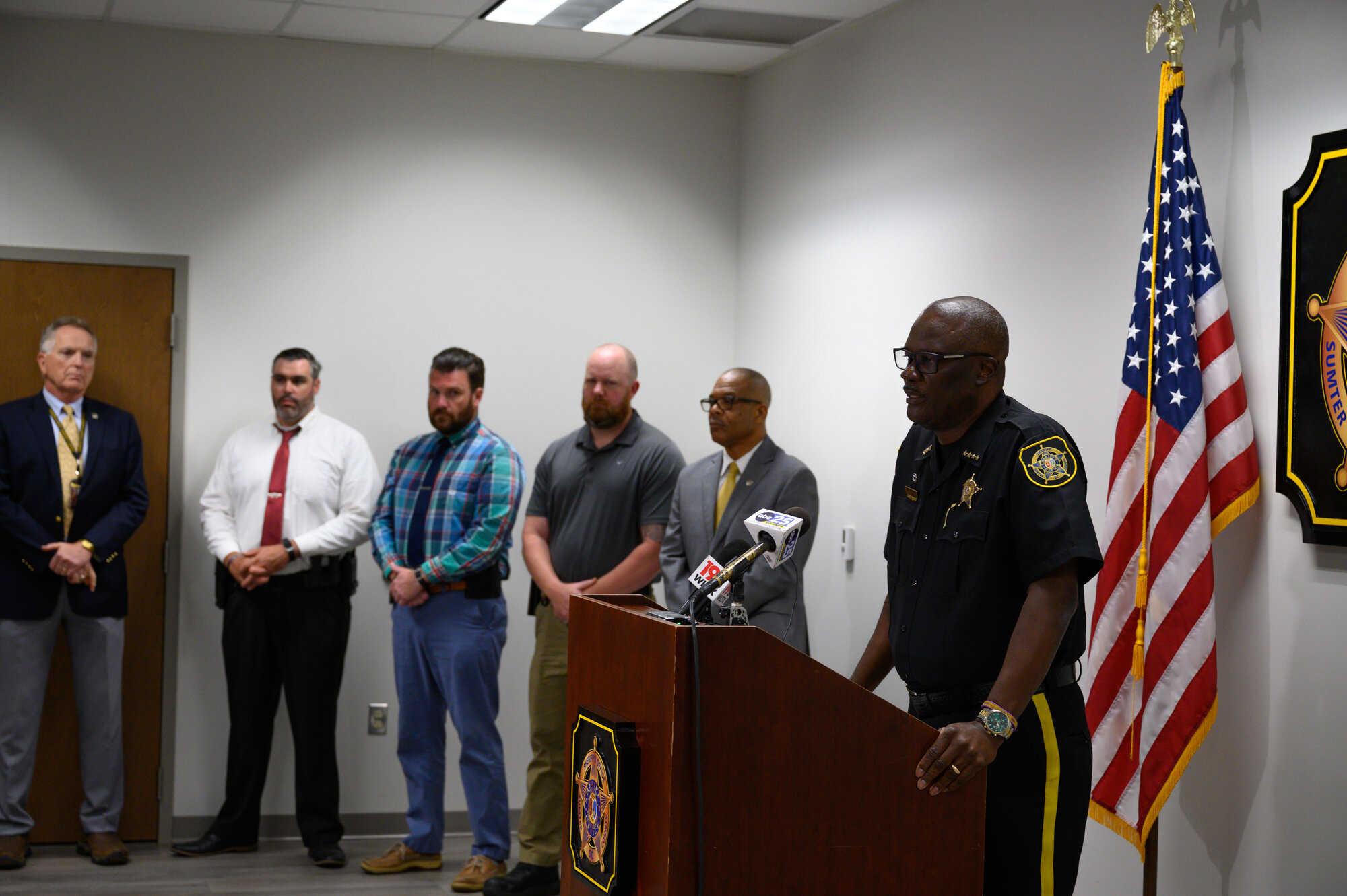 Sumter sheriff’s office holds press conference after arrest of suspect ...