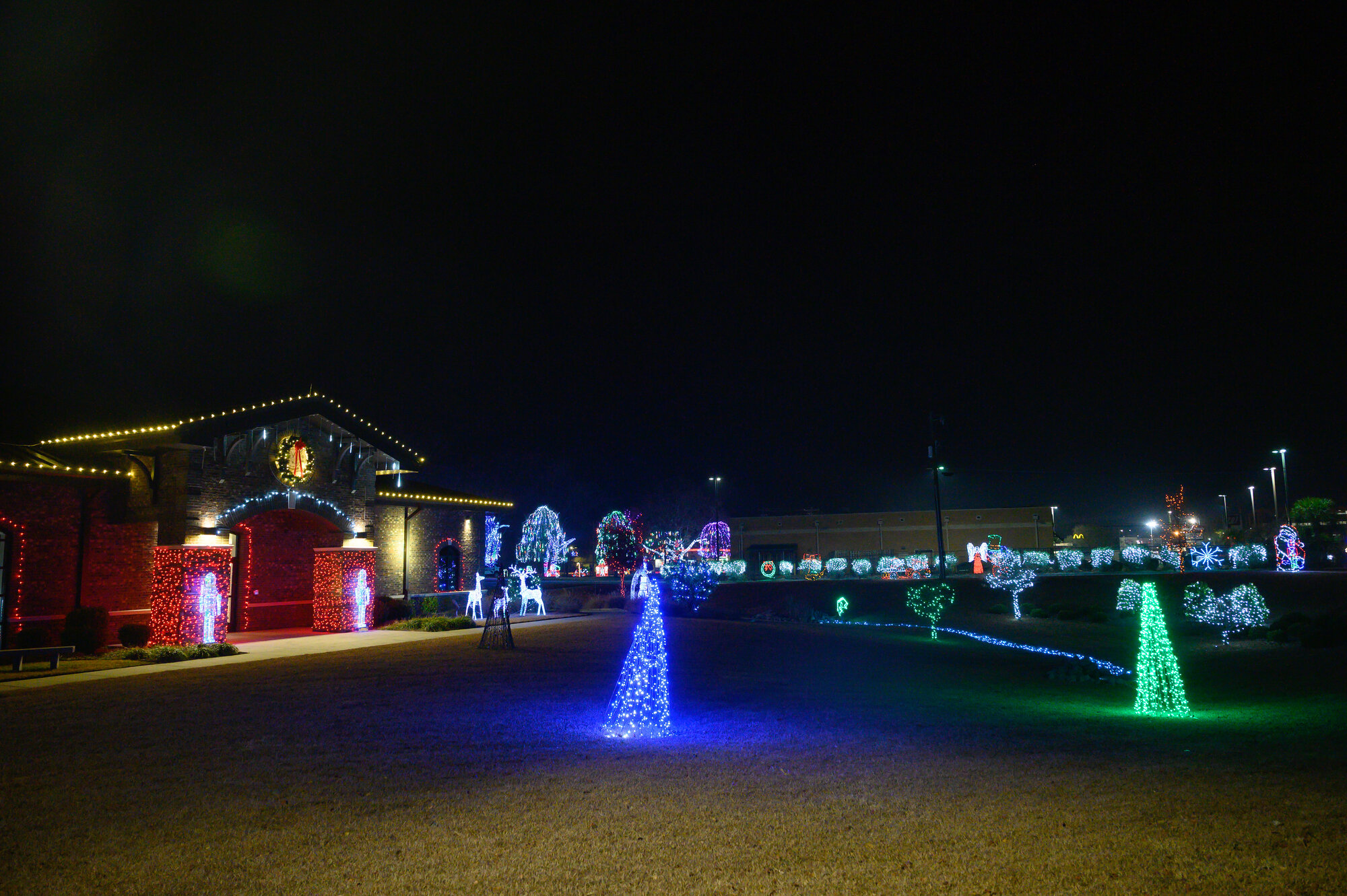Sumter Fire Department is all aglow this Christmas season - The Sumter Item