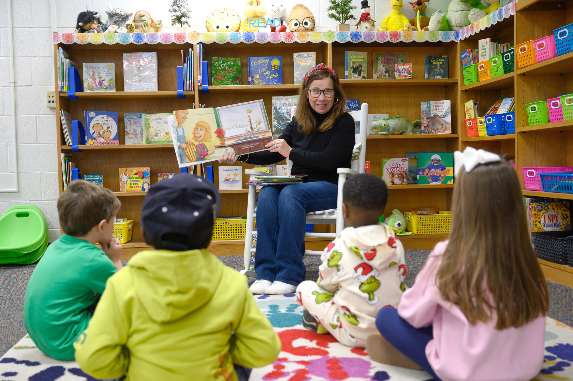Making a difference in children's lives: Alice Drive Elementary’s Dana ...