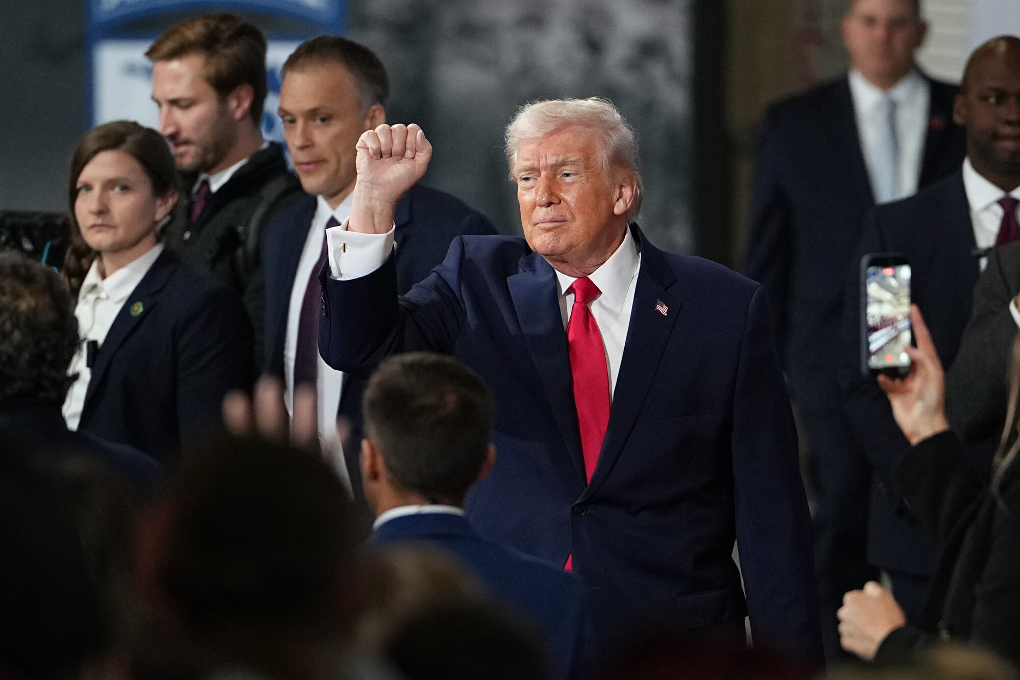 At Fort Bragg, Trump says Maduro raid showed 'full military might' of ...