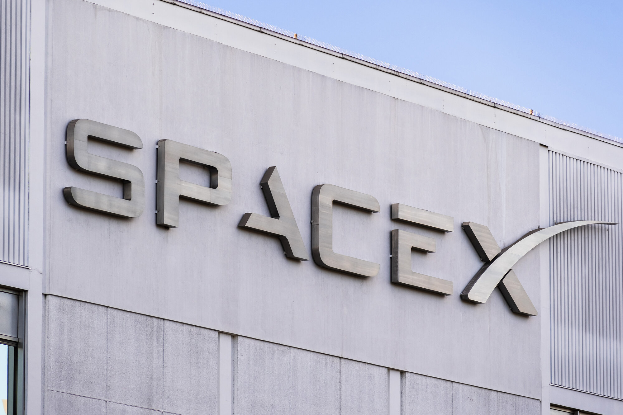 SpaceX buys AI coding startup Cursor for $60 billion in race for an ...