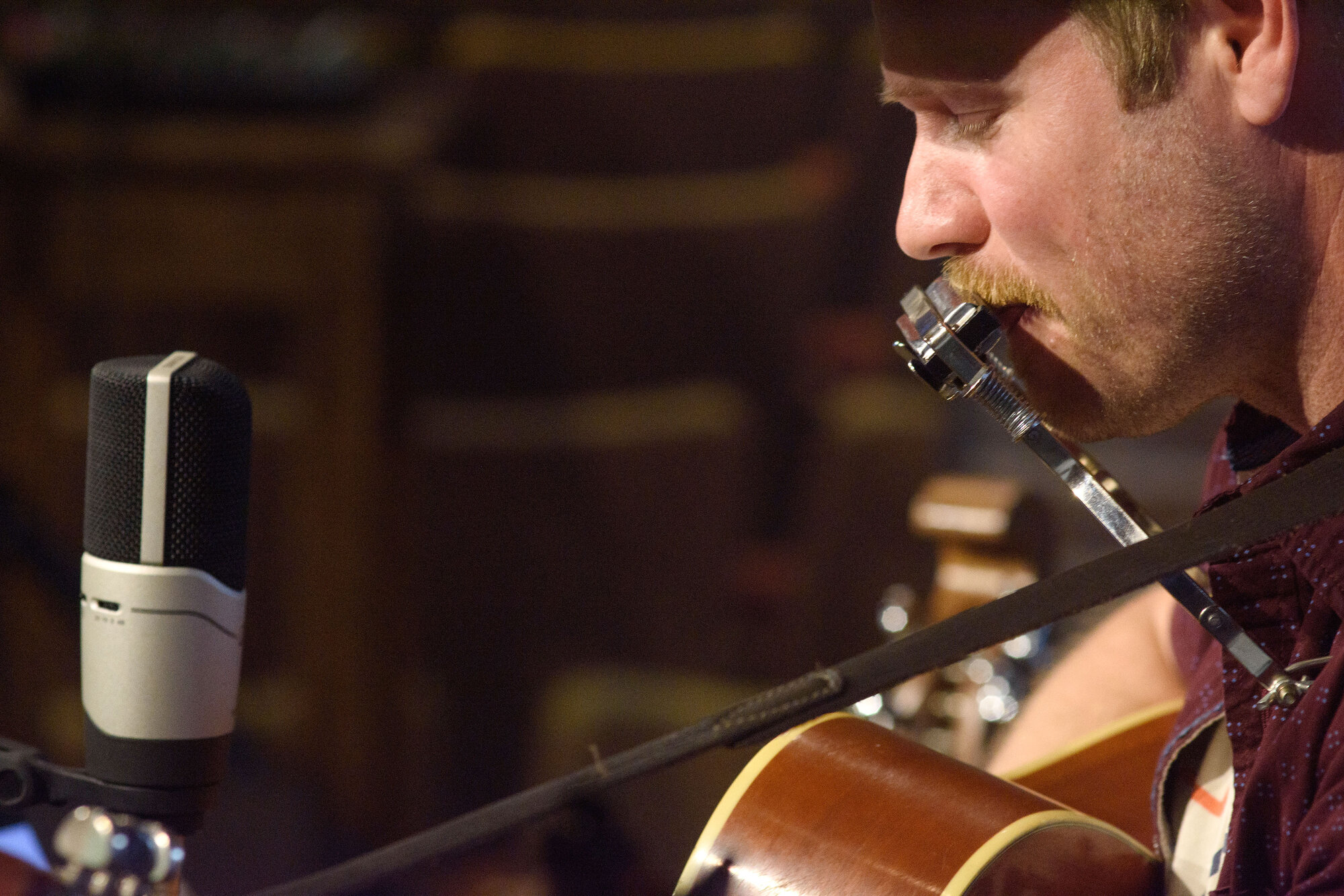 'Play It Forward': Nicholas Williams brings folk music, storytelling to ...